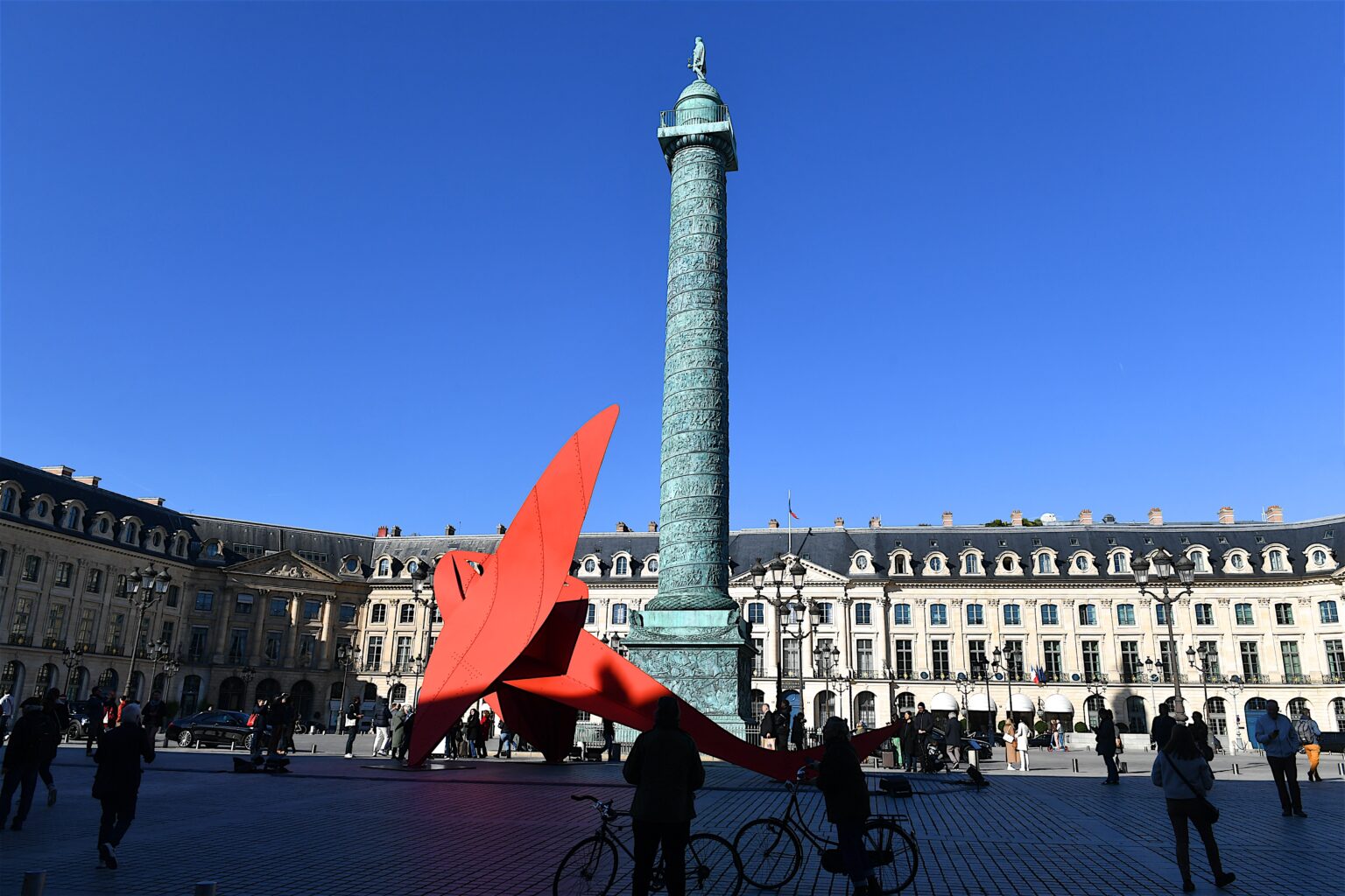 Who is Alexander Calder, Kinetic Artist? - Masterworks